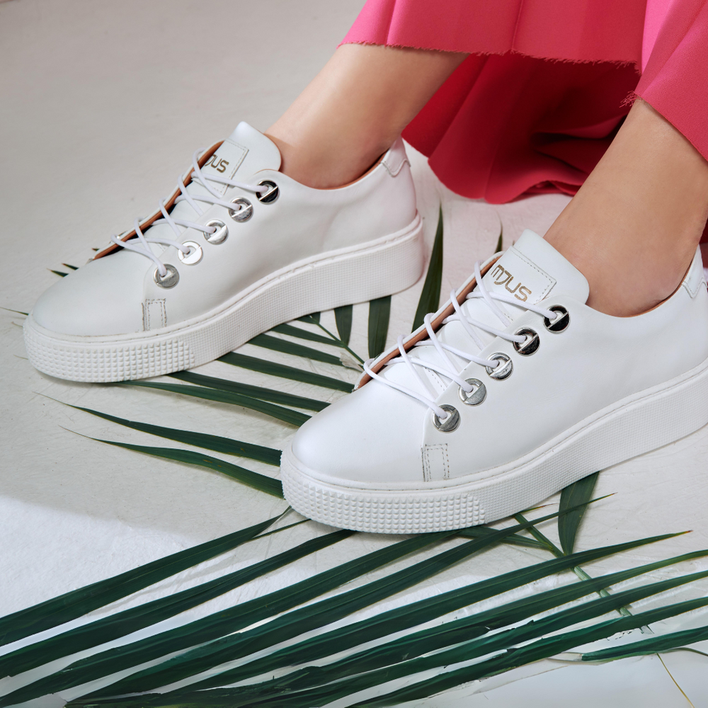 Timeless Elegance: Italian Leather Footwear and Handbags | Mjus